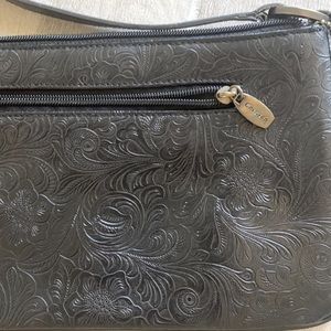 Chenson | Bags | Chenson Shoulder Handbag Black Stitches Leather | Poshmark